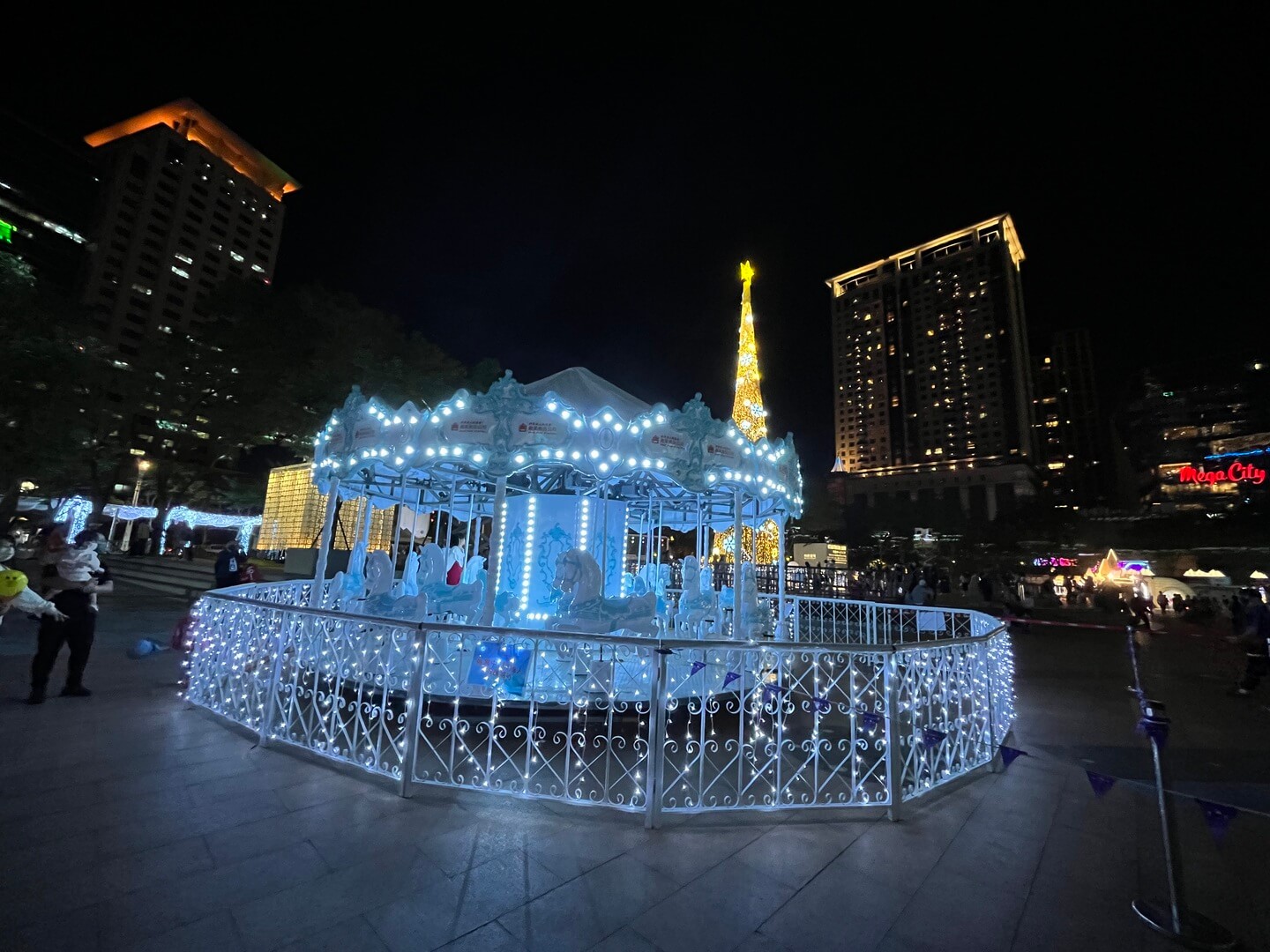 【台北│新北】到台北過聖誕節一日遊 - 宏祥旅行社